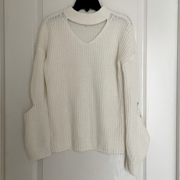 Full Circle Trends | Sweaters | Crean Knitted Sweater With Cutouts Nwot ...